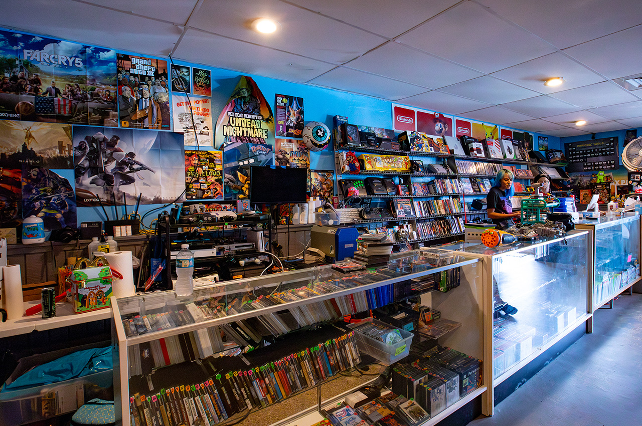 Local couple turns retro gaming passion into thriving 'rad' empire in ...